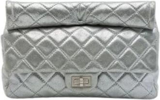 Chanel Pre-owned Quilted Lambskin Clutch - - Pre-owned - Damen - Grau - ONE SIZE