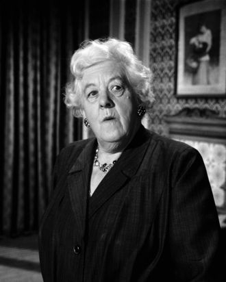 Generic Murder Most Foul (1964) Margaret Rutherford Miss Marple Foto 25,4 x 20,3 cm