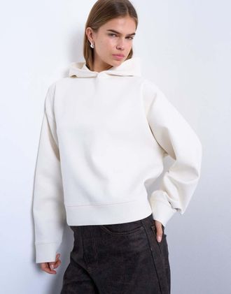 Topshop Premium - Kapuzenpullover mit Oversize-Passform in Ecru aus neoprenartigem Stoff-Wei&szlig;