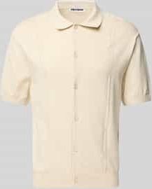 Review Freizeithemd mit Knopfleiste