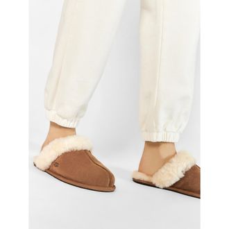 UGG Hausschuhe Ugg W Scuffette II 1106872 Braun