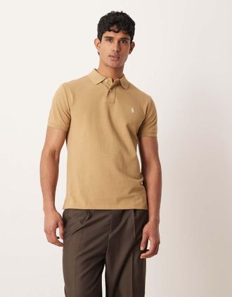 Polo Ralph Lauren Polo ajust&eacute; en piqu&eacute; avec logo embl&eacute;matique - Fauve-Brown
