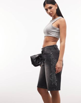 Liquor & Poker Jorts in Schwarz mit Strass-Flammen