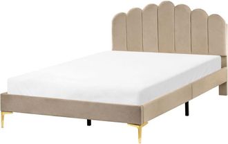 Beliani Lit en Velours 140 x 200 cm T&ecirc;te de Lit en Forme de Coquillage Pieds en M&eacute;tal Sommier &agrave; Lattes Taupe Sauvian