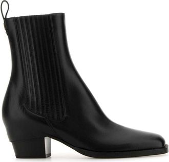 Fendi Stiefeletten aus Leder - Schwarz