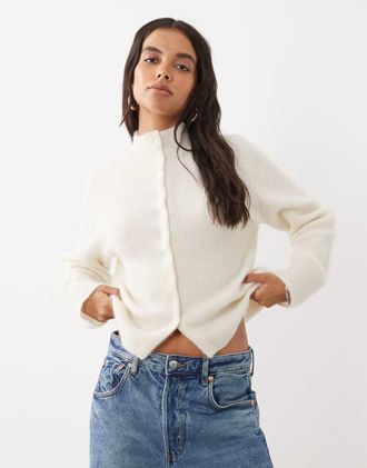 Asos premium gilet &agrave; col montant en m&eacute;lange de mohair couleur cr&egrave;me-Blanc