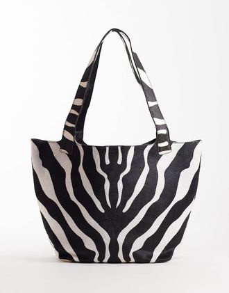 Mango Tote bag oversize en cuir fa&ccedil;on poulain &agrave; z&eacute;brures-Noir