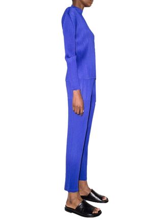 Issey Miyake Pleated Polyester T-shirt - Blue
