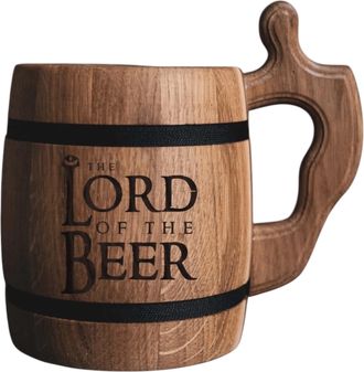 Generic Giftstory Rustikaler Bierkrug Lord of The Beer Holzkrug aus Eichenholz mit Gravur 550ml | Fantasy, Wikinger, D&D Design | Geschenk f&uuml;r M&auml;nner, Papa, O