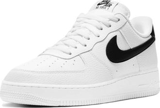 Nike Nike Herren Air Force 1 07 Basketball Shoe, Wei&szlig; Schwarz, 40.5 EU