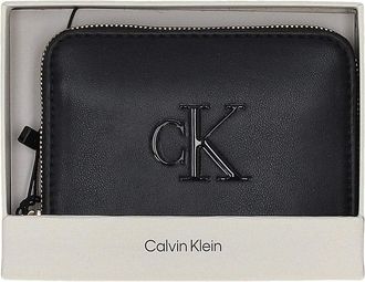 Calvin Klein Damen Raised CK Medium Zip Around LV04F1026G Wallets, Schwarz (Black), One Size, Schwarz (Schwarz), Einheitsgr&ouml;&szlig;e