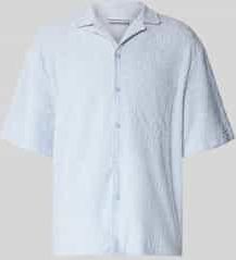 Review Freizeithemd mit Knopfleiste