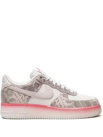 Nike Air Force 1 07 LX Sneakers - Wei&szlig;