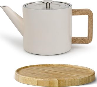 Bredemeijer Edelstahl Teekanne 1.1 Liter - kleine Edelstahlkanne creme-wei&szlig; doppelwandig mit Teefilter & braunem Holzuntersetzer