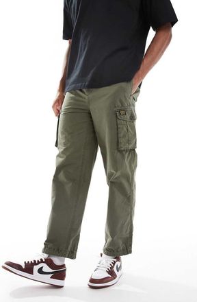 Superdry Parachute - Leichte Cargo-Shorts in Schnittlauch-Grün