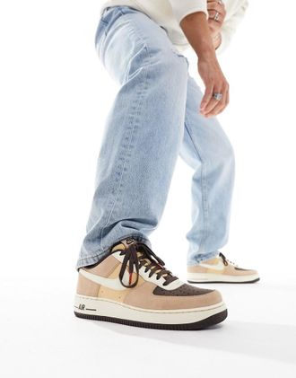 Nike Air Force 1 07 - Sneaker in Braun-Bunt