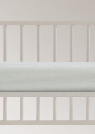 Mango Drap-housse pour berceau &agrave; fines rayures, en coton avec fil teint vert pastel - Home - 60x120x15cm - MANGO HOME
