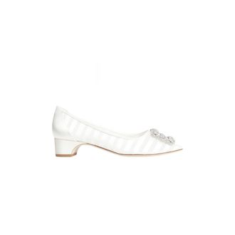 Manolo Blahnik Hangisi Bar Pumps