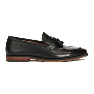 Kazar Loafer aus Naturleder mit Quasten.Dieses Produkt f&auml;llt gro&szlig; aus. - - Shoes - Herren - Schwarzk - 44 EU
