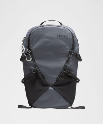 lululemon Multisport-Rucksack 10 L - Gr&ouml;&szlig;e 10 l in Anchor/Black