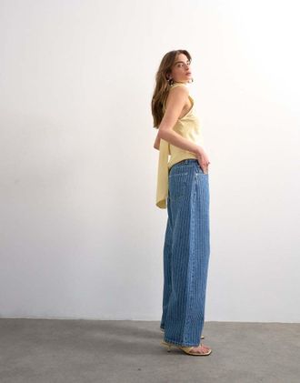Topshop Barrel-Jeans in Vintage-Blau mit mittelhohem Bund und strukturierten Streifen