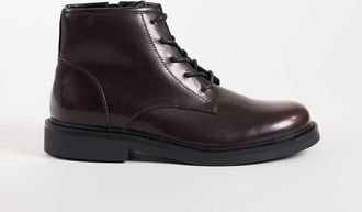Asos Schn&uuml;rstiefel in Burgunderrot