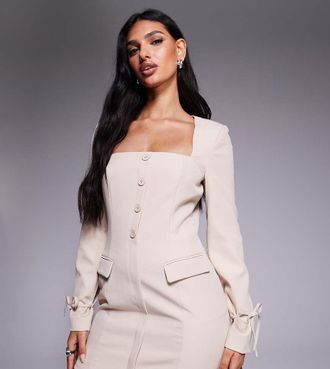 KAIIA Exclusivit&eacute; - Kaiia - Robe blazer courte habill&eacute;e &agrave; encolure carr&eacute;e et noeuds aux poignets - Cr&egrave;me-Blanc