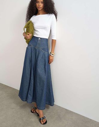 Topshop jupe longue pliss&eacute;e &agrave; empi&egrave;cement &agrave; rayures indigo-Multi