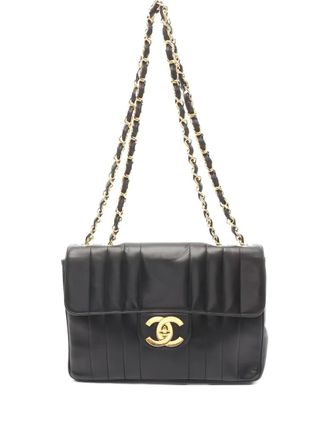 Chanel sac porté épaule Mademoiselle - Noir