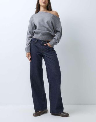 Abercrombie & Fitch Jeans mit niedrigem Bund und lockerem Schnitt in Indigo-Blau-Marineblau