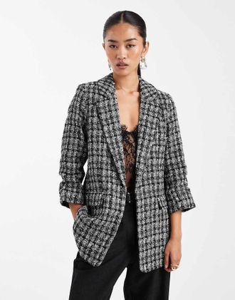 Vero Moda Oversize-Blazer mit Boucl&eacute;-Struktur in Schwarz und Wei&szlig; und gerafften &Auml;rmeln