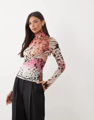 AFRM Zadie top en tulle &agrave; col montant et manches longues imprim&eacute; abstrait rose