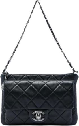 Chanel Sac bandouli&egrave;re matelass&eacute; en cuir dagneau pr&eacute;-poss&eacute;d&eacute; - Femme - Pre-owned - Noir - Taille: ONE Size