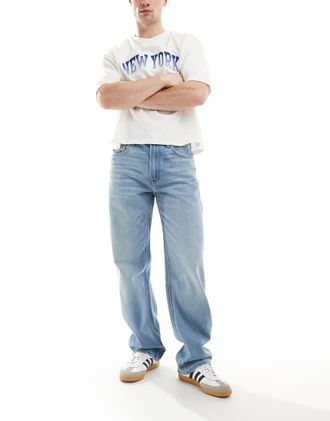 Calvin Klein Jeans Jean droit style années 90 avec logo emblématique - Bleu moyen délavé