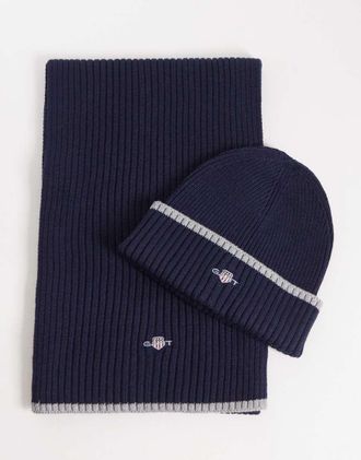 GANT Essential - Coffret cadeau avec bonnet &agrave; logo &eacute;cusson et &eacute;charpe - Bleu marine