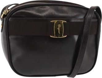 Ferragamo Pre-owned Vara Bow Camera Shoulder Bag - Femme - Pre-owned - Brun - Taille: ONE Size