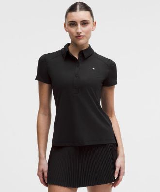 lululemon Schnelltrocknendes Kurzarm-Poloshirt Gerader Saum f&uuml;r Frauen - Gr&ouml;&szlig;e 10 in Black
