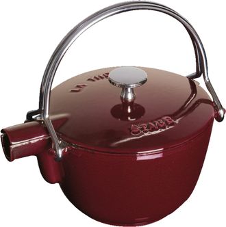 Staub Teekanne/Wasserkessel, rund, 16,5 cm, 1,1 L, für alle Herdarten, Grenadine Rot