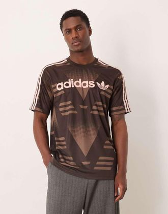 adidas Originals Maillot ample sponsoris&eacute; - Caf&eacute; aurora-Brown