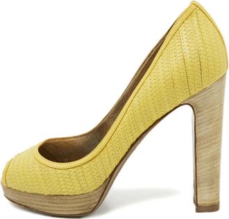 Valentino Garavani escarpins en cuir &agrave; plateforme 130 mm - Jaune