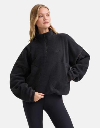 Tala Fleece-Oberteil in Elfenbeinwei&szlig; mit kurzem Rei&szlig;verschluss