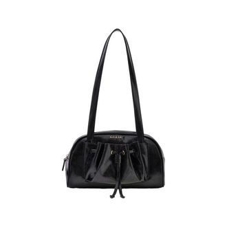 Guess Sac port&eacute; &eacute;paule effet cuir verni