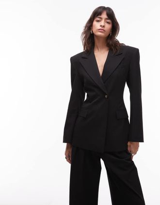 Asos Taillierter Blazer in Schwarz mit hoch angesetztem Knopfverschluss