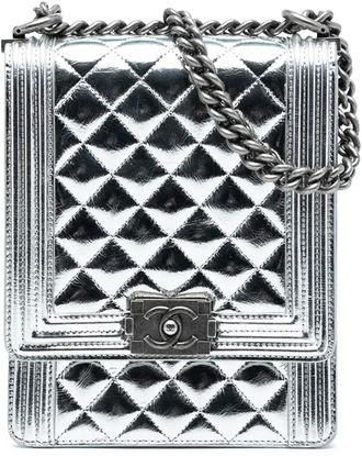 Chanel Hobo Bags - Quilted Metallic Calfskin North South Boy Flap - Gr. unisize - in Silber - f&uuml;r Damen