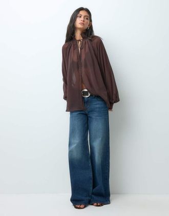 Asos Chiffon-Oversize-Bluse mit Raglan&auml;rmeln in Schokobraun