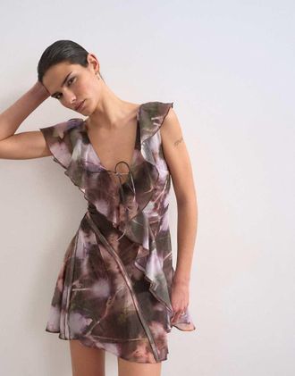 Topshop Minikleid mit R&uuml;schen und diffusem Blumenmuster-Lila