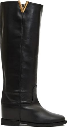 Via Roma 15 Stiefel - Tall Leather Boots With Gold V Accent And Wedge He - Gr. 38,5 (EU) - in Schwarz - für Damen
