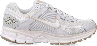 Nike Femme, Chaussures, Gris, Taille: 38 1/2 EU Zoom Vomero 5