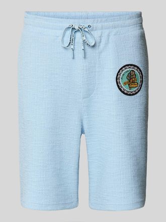 Carlo Colucci Regular Fit Shorts mit Label-Patch