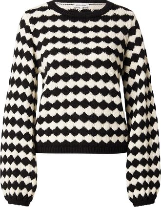 More & More Pullover